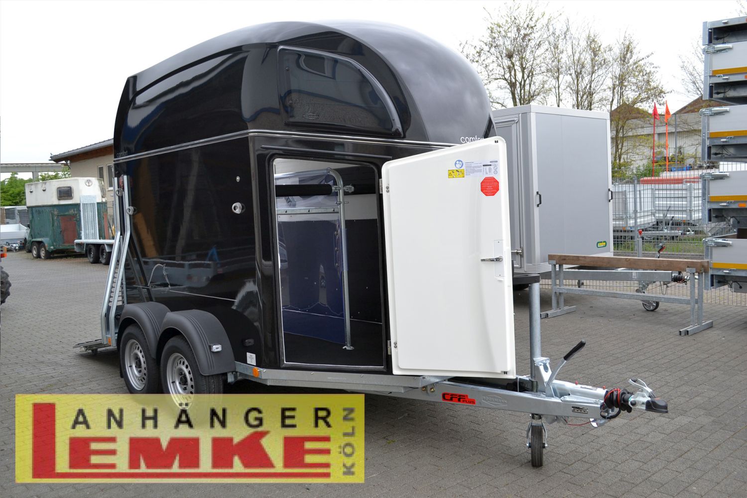 Böckmann Pferdeanhänger Comfort+3 - Anhänger Lemke