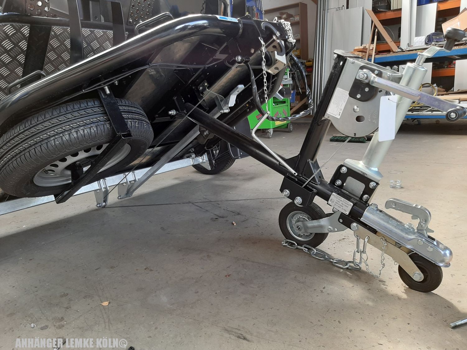 DUO von Cochet – der faltbare Motorradanhänger& - Anhänger Lemke
